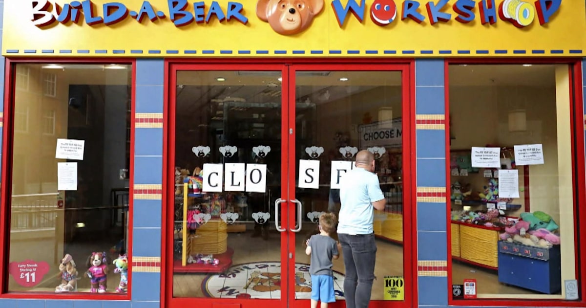 Build-A-Bear shuts down 'pay your age' sale