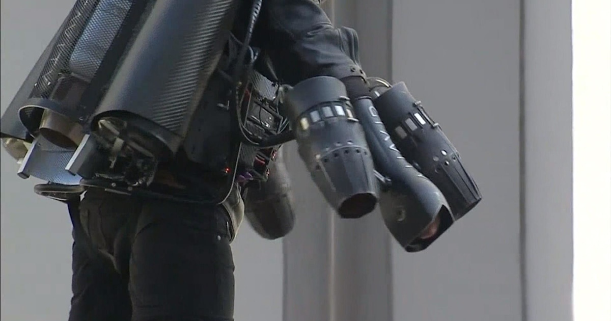 ‘Jet suit’ that lets you fly on sale to public