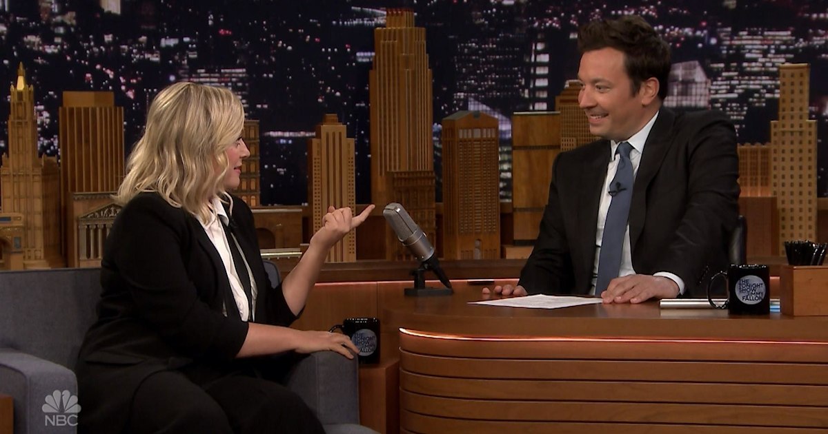 Amy Poehler pokes fun at Jimmy Fallon in funny interview