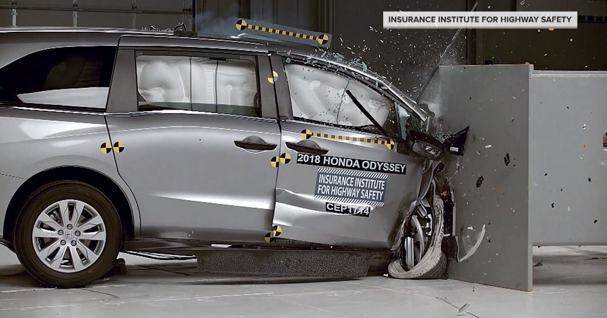 New crash testing on minivans raises safety concerns