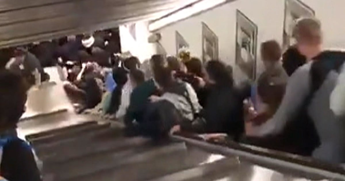 Terrifying escalator accident in Rome injures 2 dozen