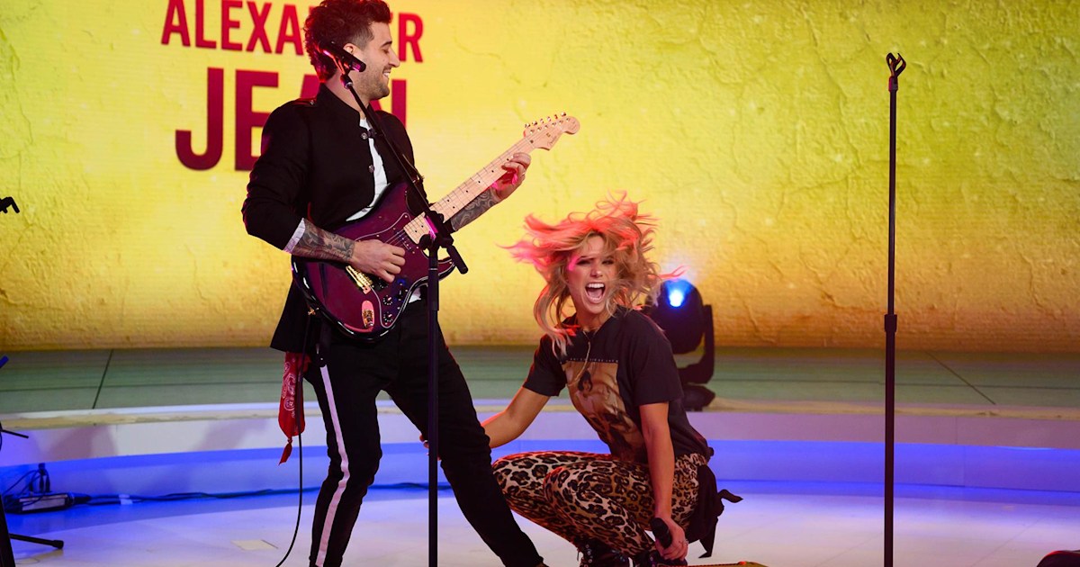 Watch Alexander Jean perform ‘Waiting for You’ on TODAY