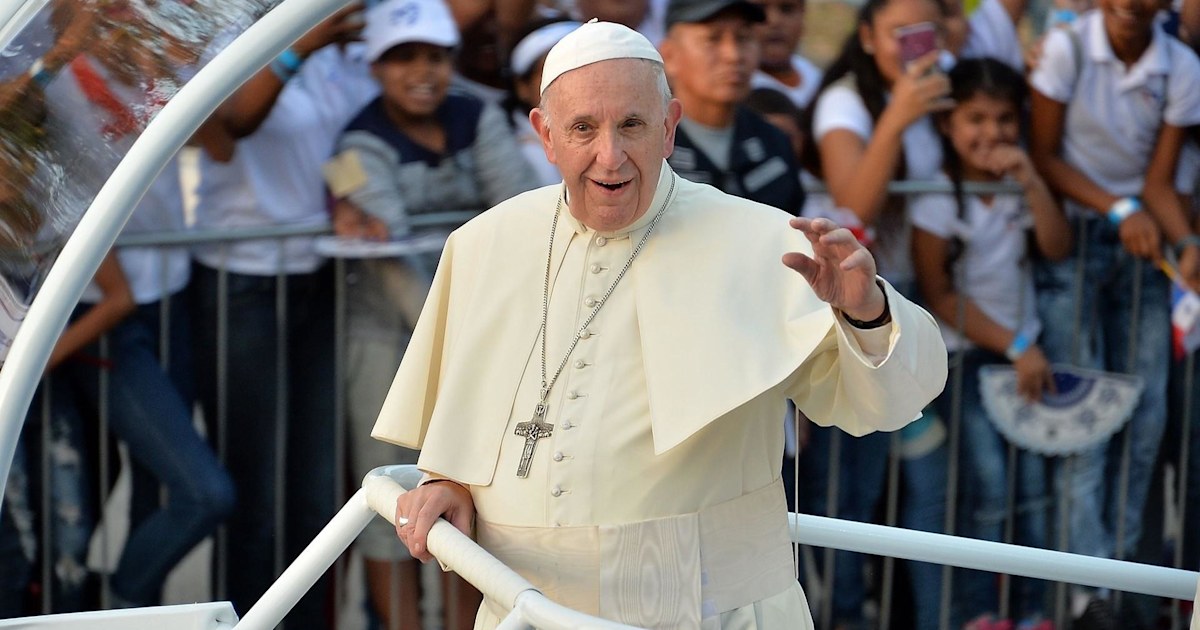 Pope Francis weighs in on border wall