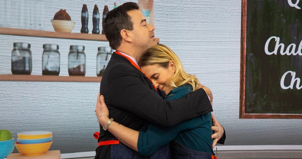 Carson Daly’s sister moved cross-country after death of their parents