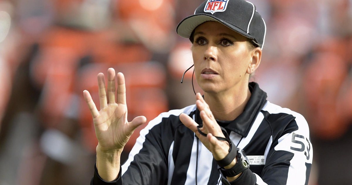Sarah Thomas to be 1st woman to officiate NFL playoff game