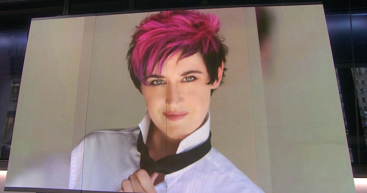 Meet the new Ms. Moviefone, Grae Drake