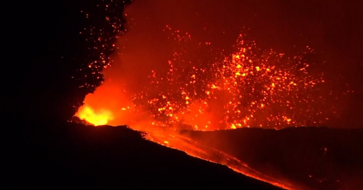 Mount Etna lights up sky with spectacular eruptions