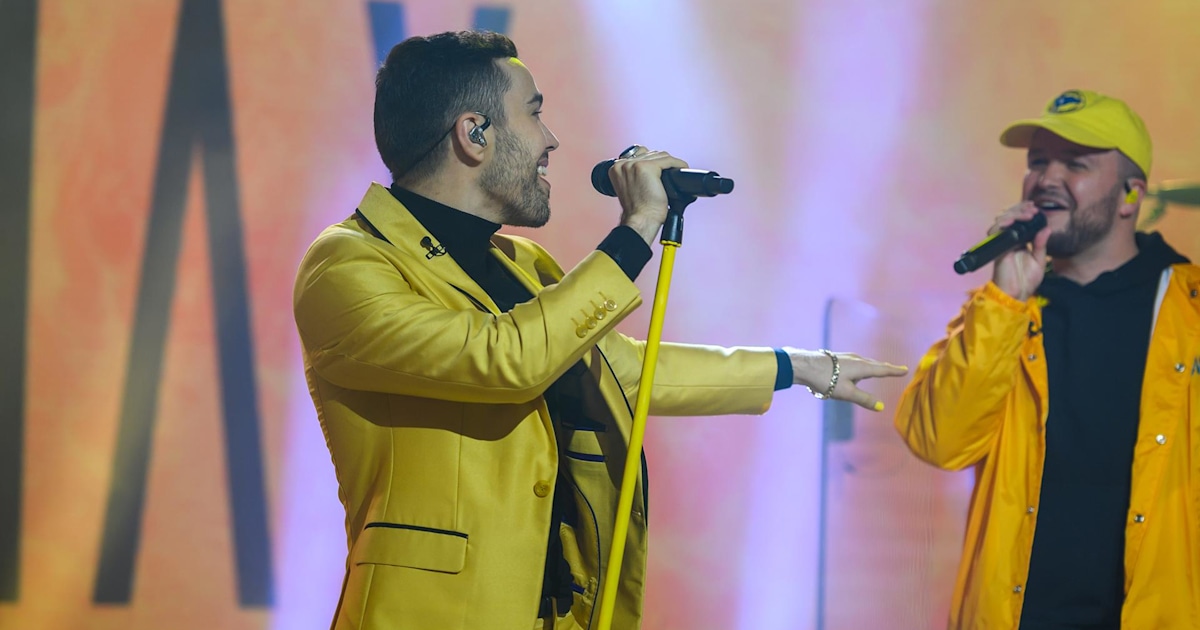 Watch MAX sing ‘Love Me Less’ live on TODAY