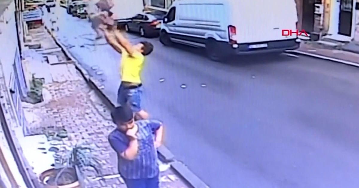 Teen’s dramatic rescue of falling toddler caught on camera