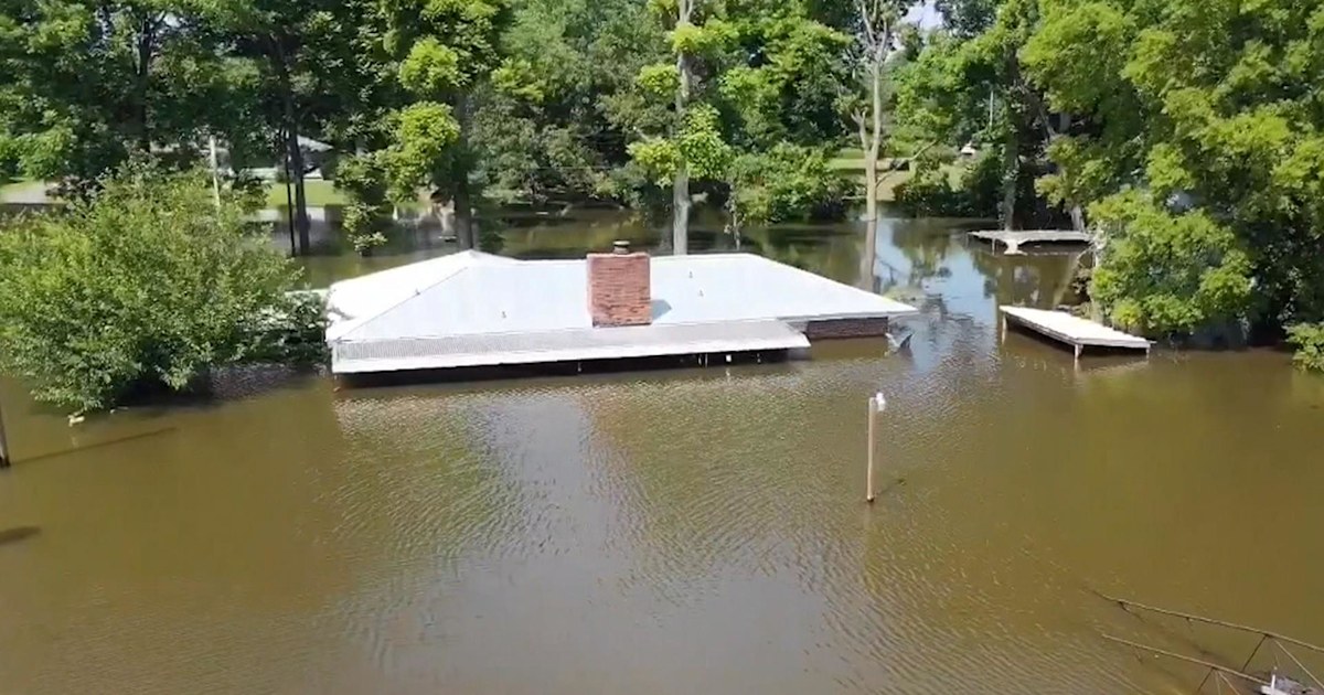 Catastrophic floods continue to soak South and Midwest