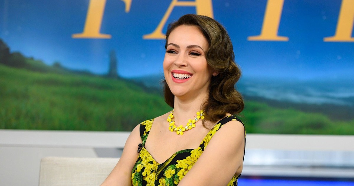 Alyssa Milano dishes on her scandalous role in ‘Tempting Fate’