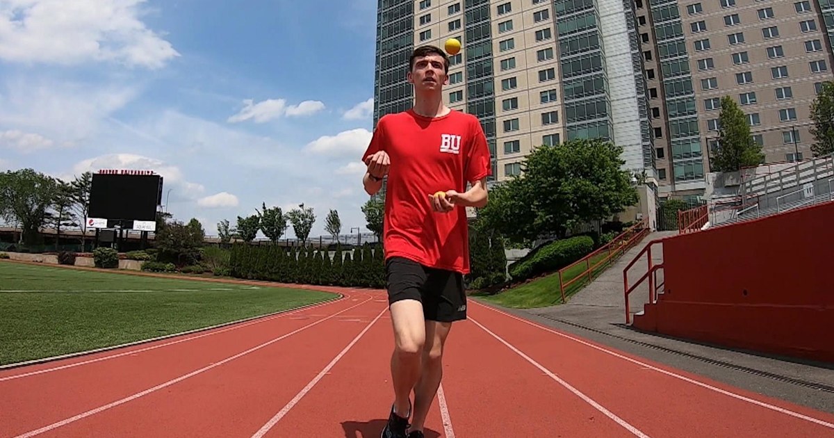 Meet the joggler trying to run the fastest mile while juggling