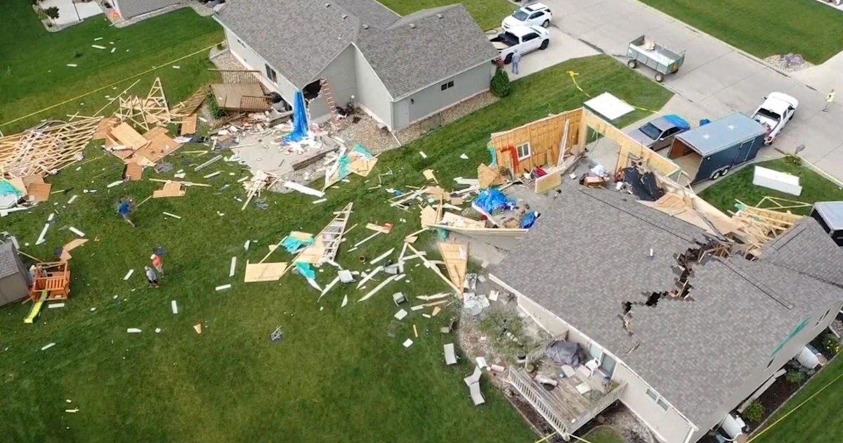 Microburst crushes home in Sioux City, delays July 4 celebration
