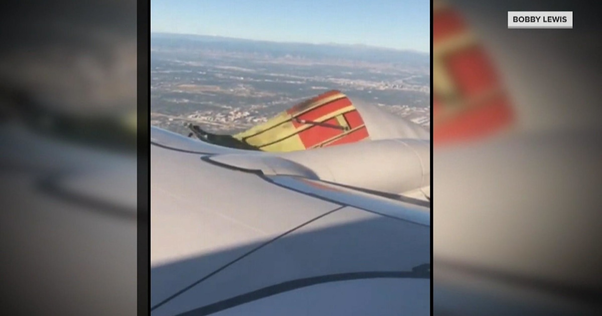 United Airlines plane engine exposed mid-flight – see passenger video
