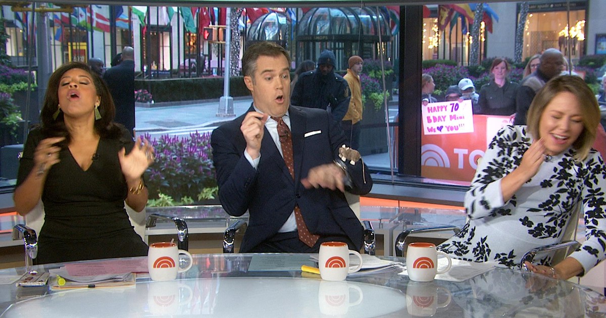 Peter Alexander gets scared by a fake mouse on Weekend TODAY