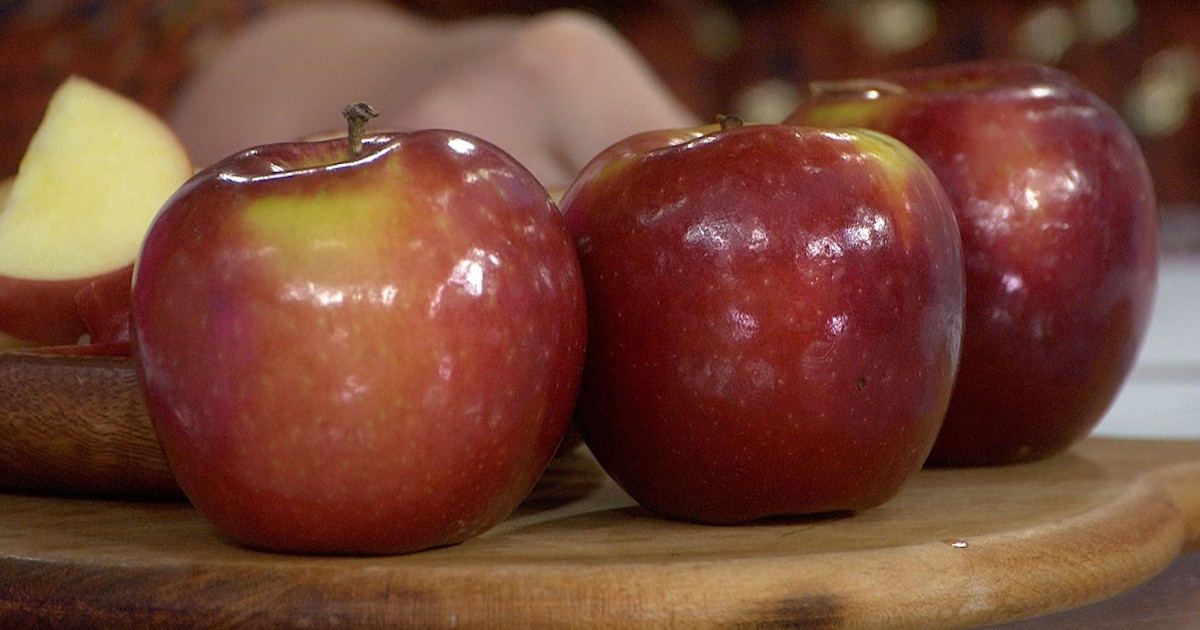 This new red apple might be Hoda and Jenna’s new favorite fruit