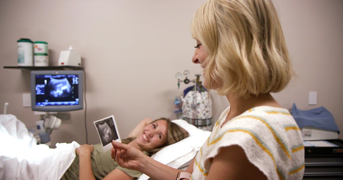 What is surrogacy like? Watch 2 families go through an embryo transfer