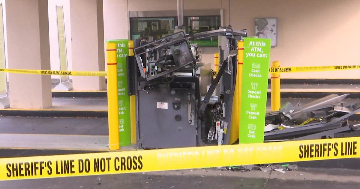 ATM explodes at Florida bank