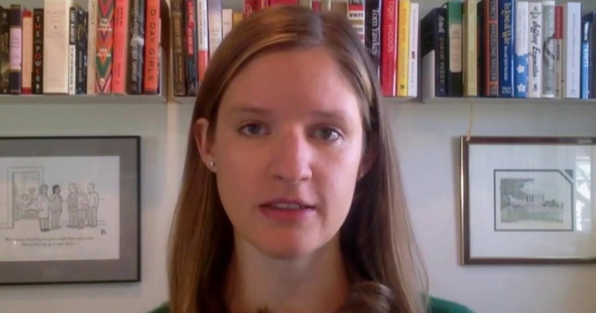 Pregnant doctor discusses difficult choice to step back from ...