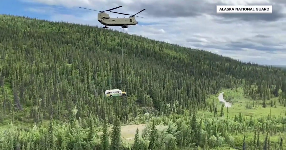 ‘Into the Wild’ bus removed from Alaska back country