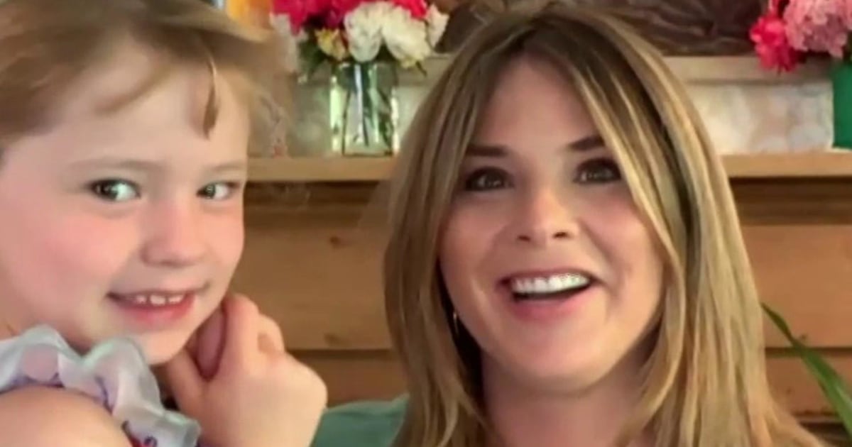 Mila crashes Hoda and Jenna’s chat wearing her adorable mermaid costume