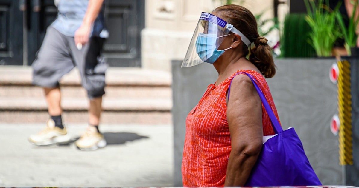 Dr. Fauci: Americans may want to wear eye coverings as well as face masks
