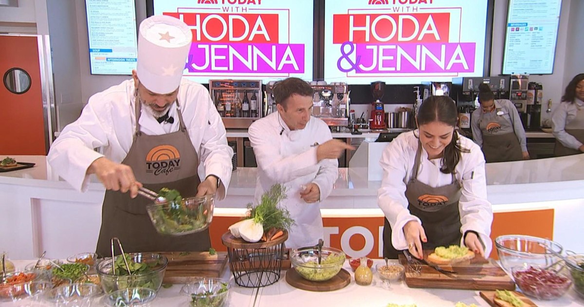 Donna completes scavenger hunt through Universal Orlando