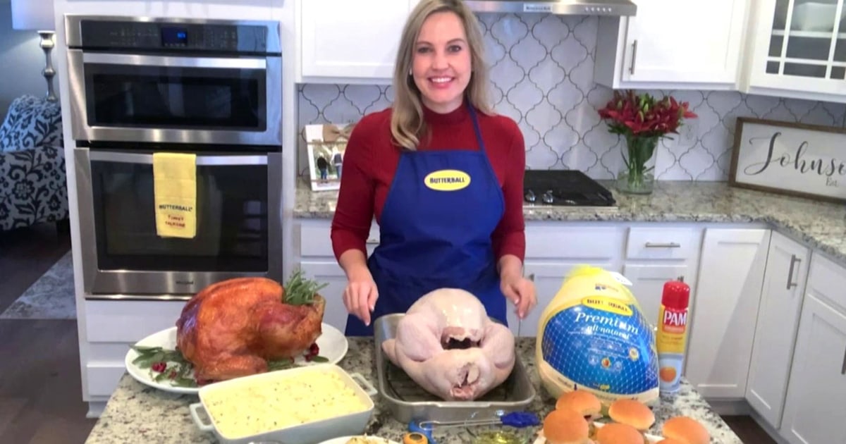 Turkey talk line expert shares tips for cooking the perfect bird