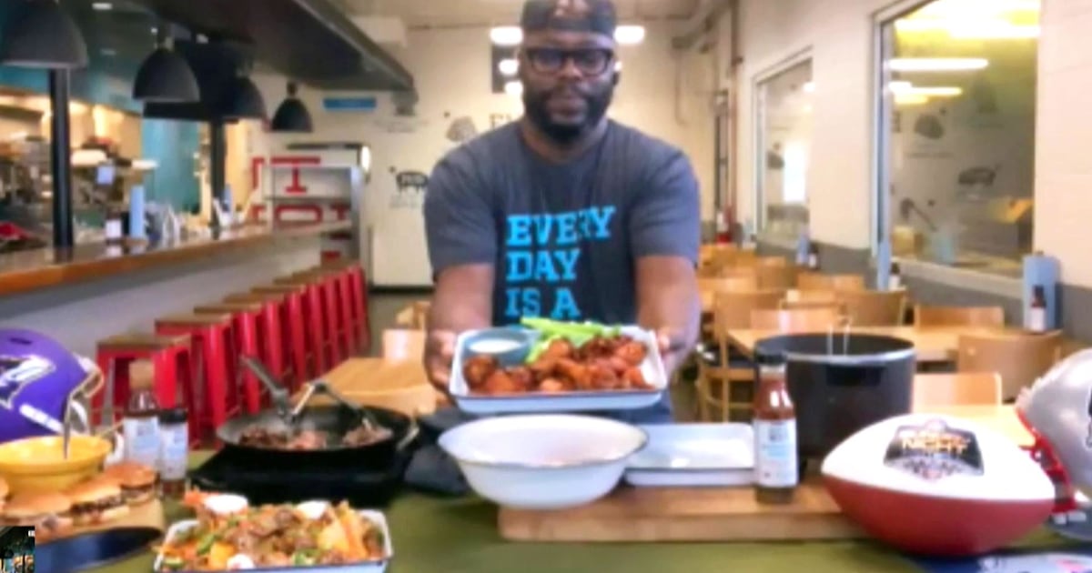Sunday Night Football food: Beef sliders, smoked and fried chicken wings