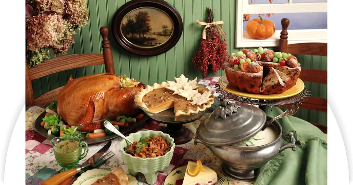 How to celebrate Thanksgiving safely even as COVID-19 cases surge