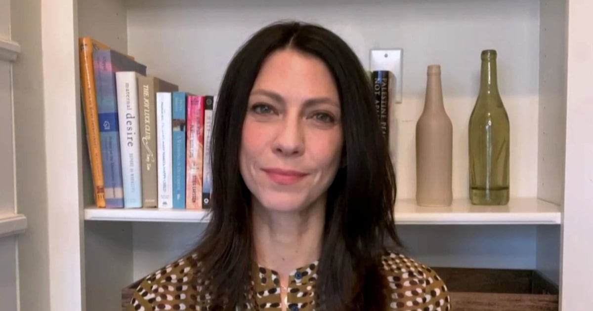 Dr. Natalie Azar shares update after receiving COVID-19 vaccination