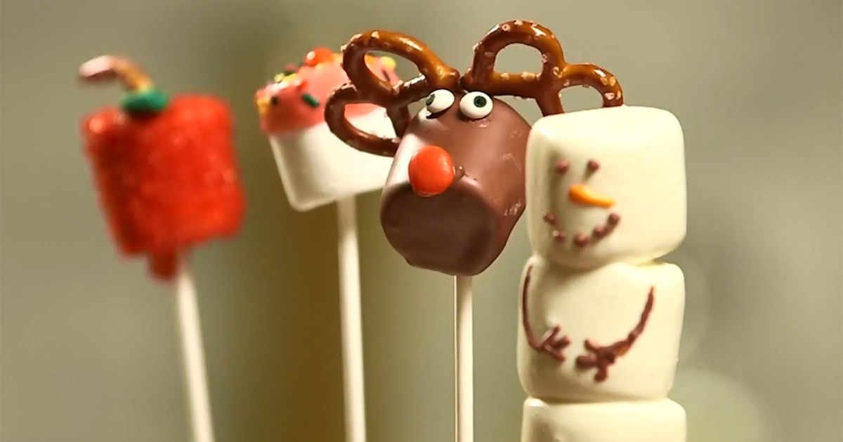 How to make reindeer marshmallow pops for Christmas with Kelly Senyei