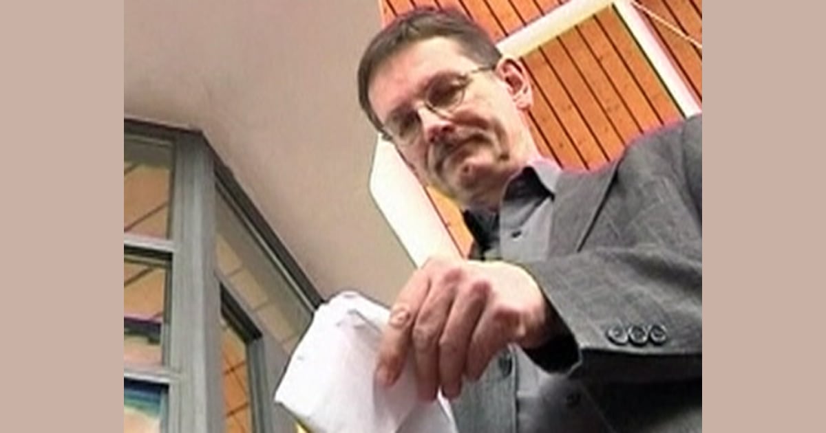 'Robin Hood' leaves cash around German town