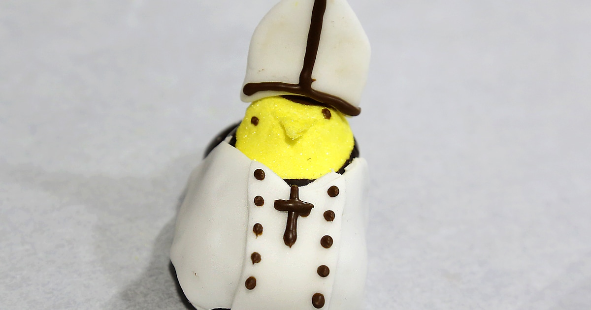 How to dress up your Easter Peeps