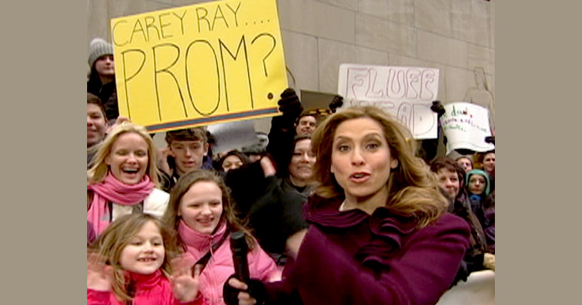 Plaza prom proposal: She said yes!