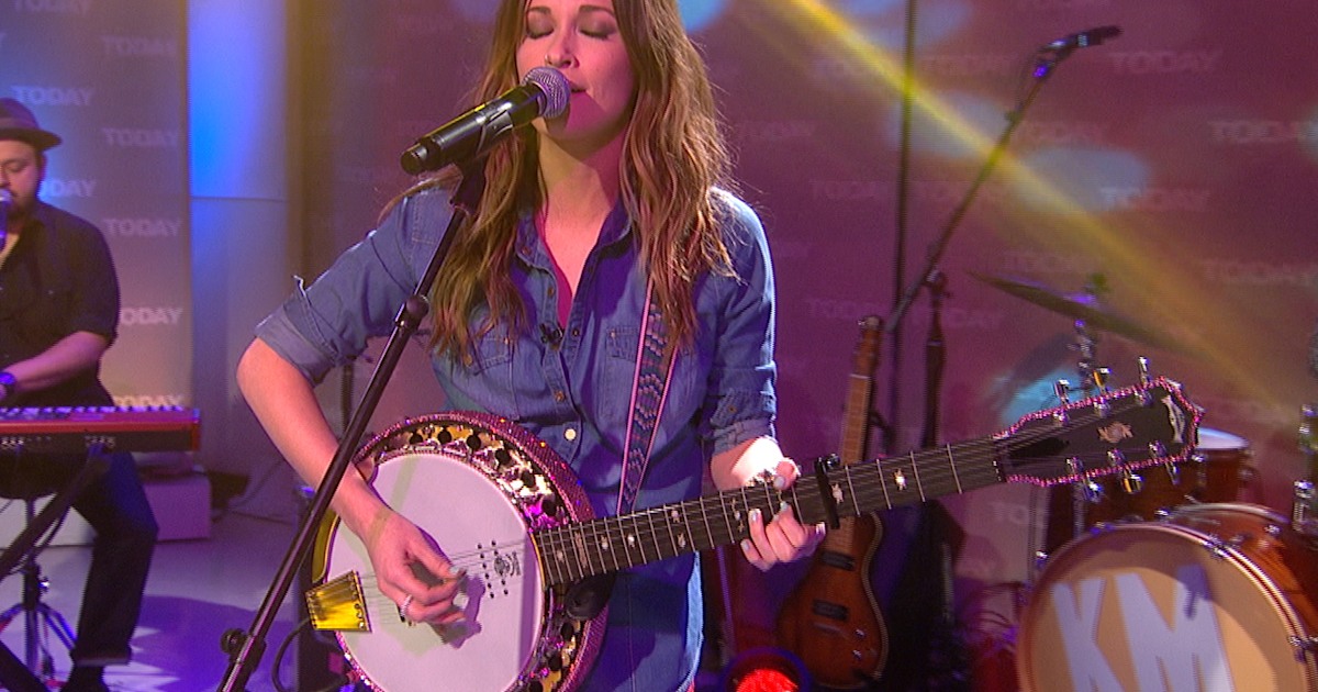 Country newcomer sings ‘Merry Go Round’