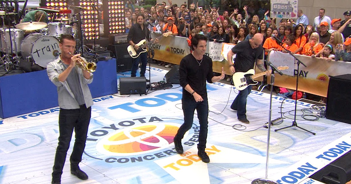 Train sings ’50 Ways to Say Goodbye’