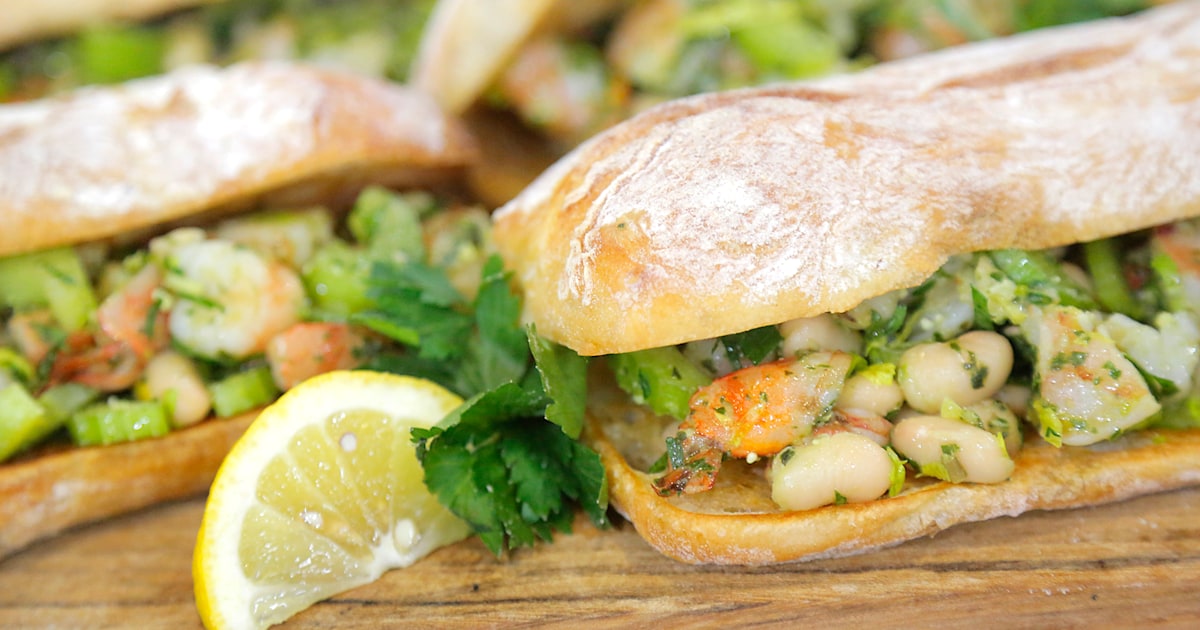 Giada shows how to turn five basic ingredients into three great meals