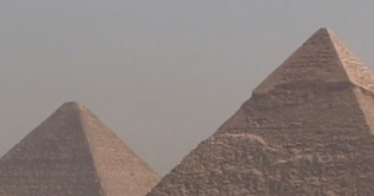 Pyramid reopens despite turmoil in Egypt
