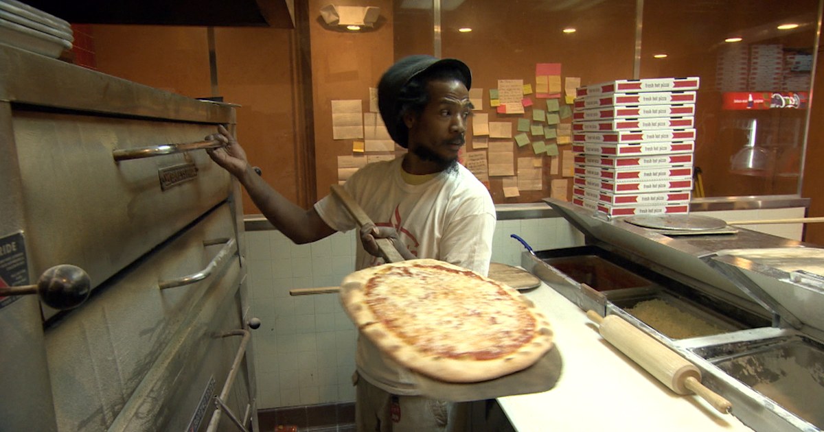 Philadelphia pizza lovers pay it forward to homeless, one slice at a time