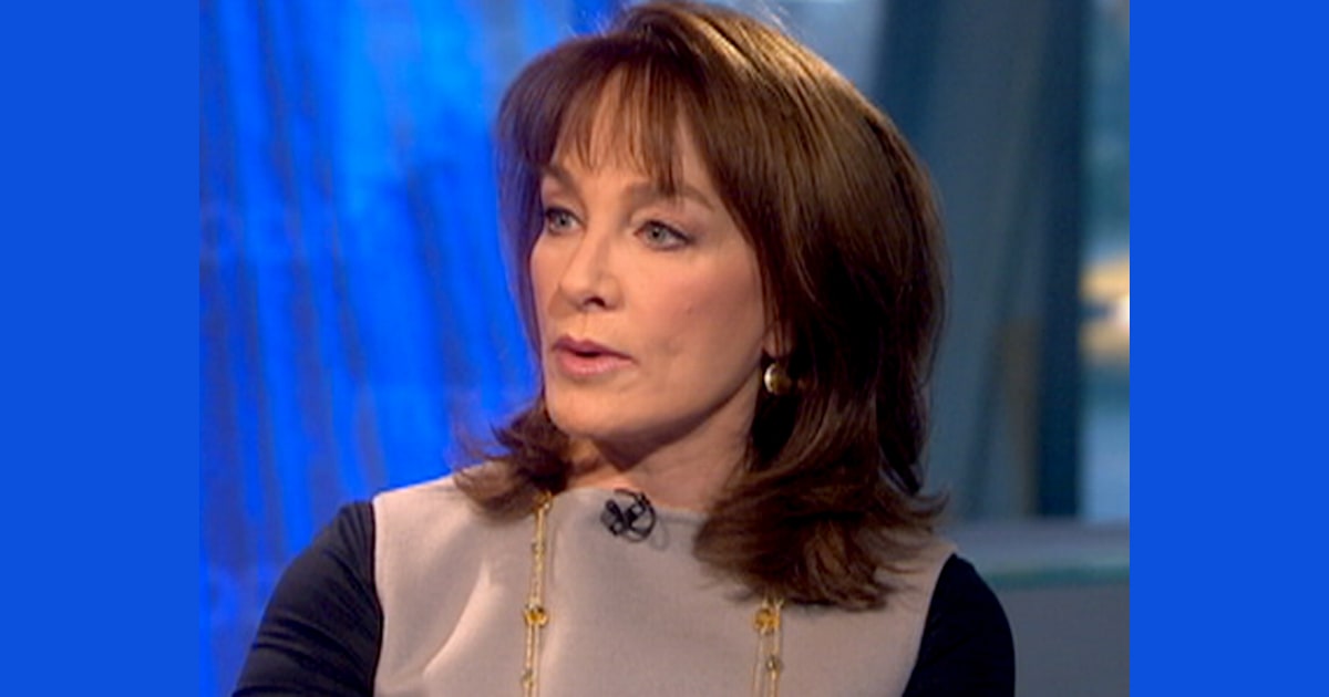 Dr. Nancy: ‘No one’s business what Demi smokes’