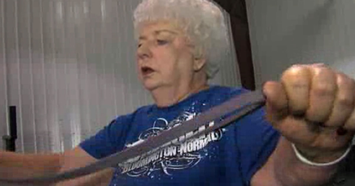 Powerlifting grandma, 73, sets record of 181.5 lbs.