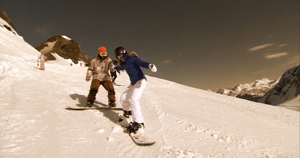 Natalie gets snowboarding lesson from Olympian Danny Davis
