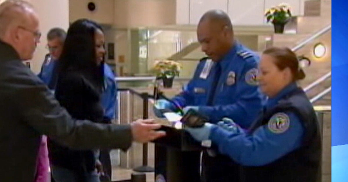 Former TSA screener arrested for airport threats