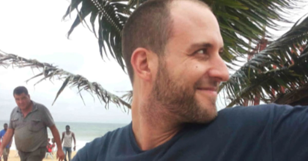 NBC News cameraman with Ebola is back in US and getting treatment