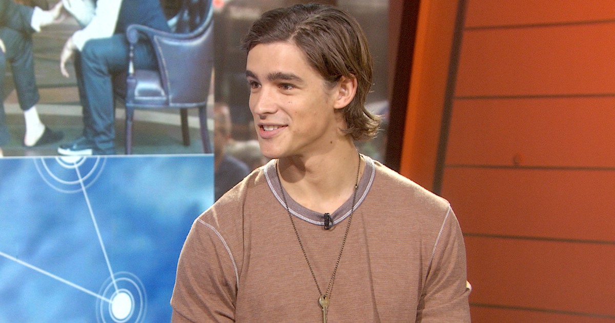 Brenton Thwaites talks ‘The Giver,’ rising fame