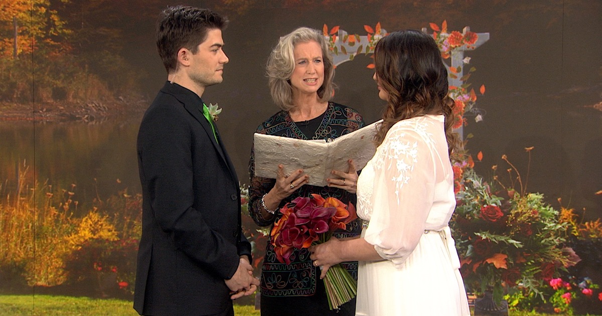 'We're math geeks': TODAY weds couple at 9:10 on 11/12/13