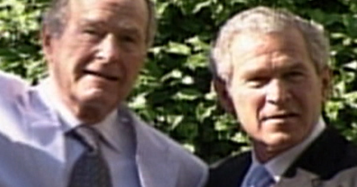 Hacker exposes Bush family e-mail, photos