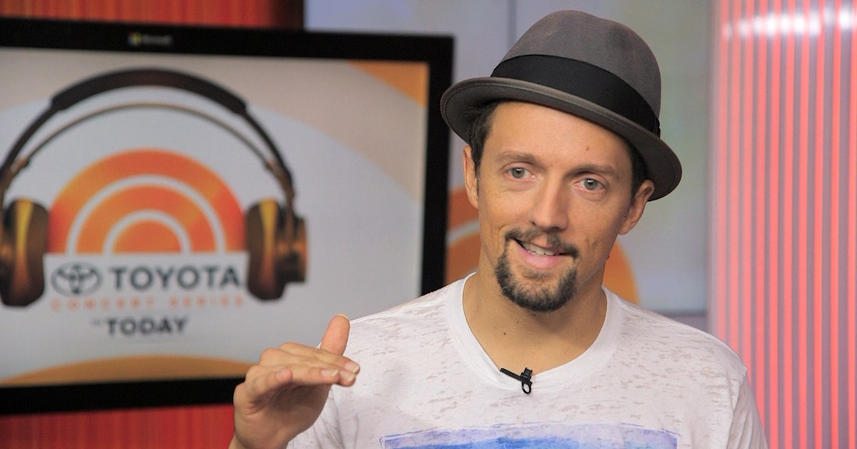 Jason Mraz's 'number one' pre-show ritual? (It starts with a P)