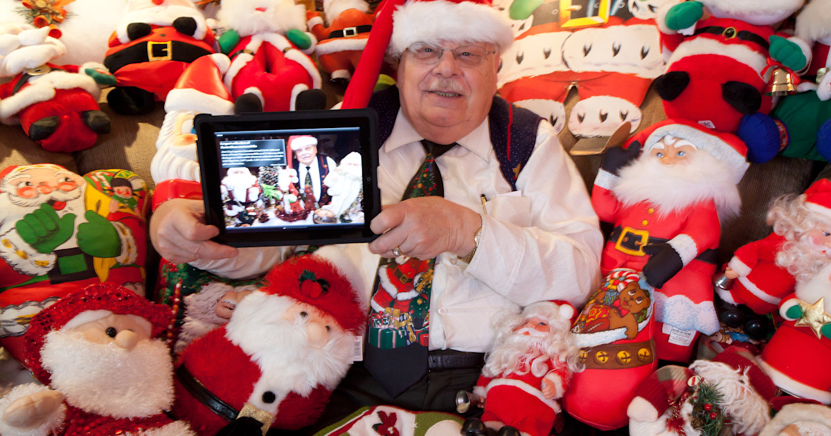 25,189-piece Santa collection sets Guinness record